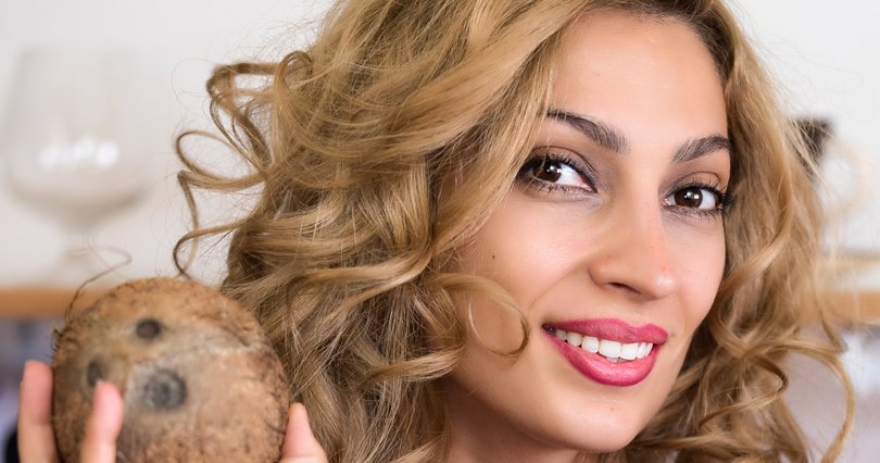 Μάθε ποια είναι η Κύπρια Youtuber Irene The Coco Queen | Check In Cyprus