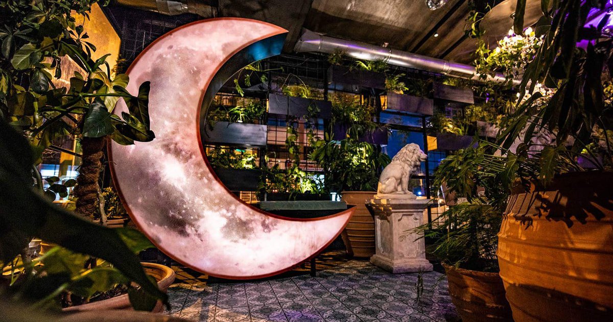 Το Moon επιστρέφει δυναμικά με άλλο αέρα | Check In Cyprus