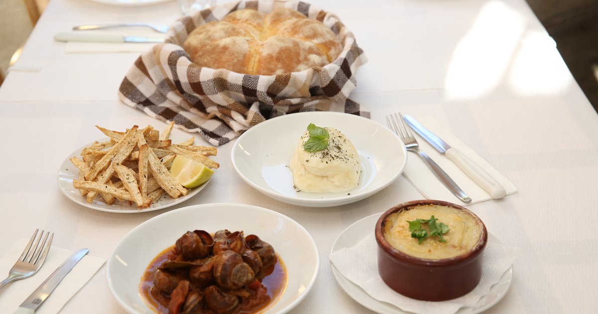 Μία νέα παραδοσιακή κυπριακή ταβέρνα με σπιτικές γεύσεις και φιλόξενο ...