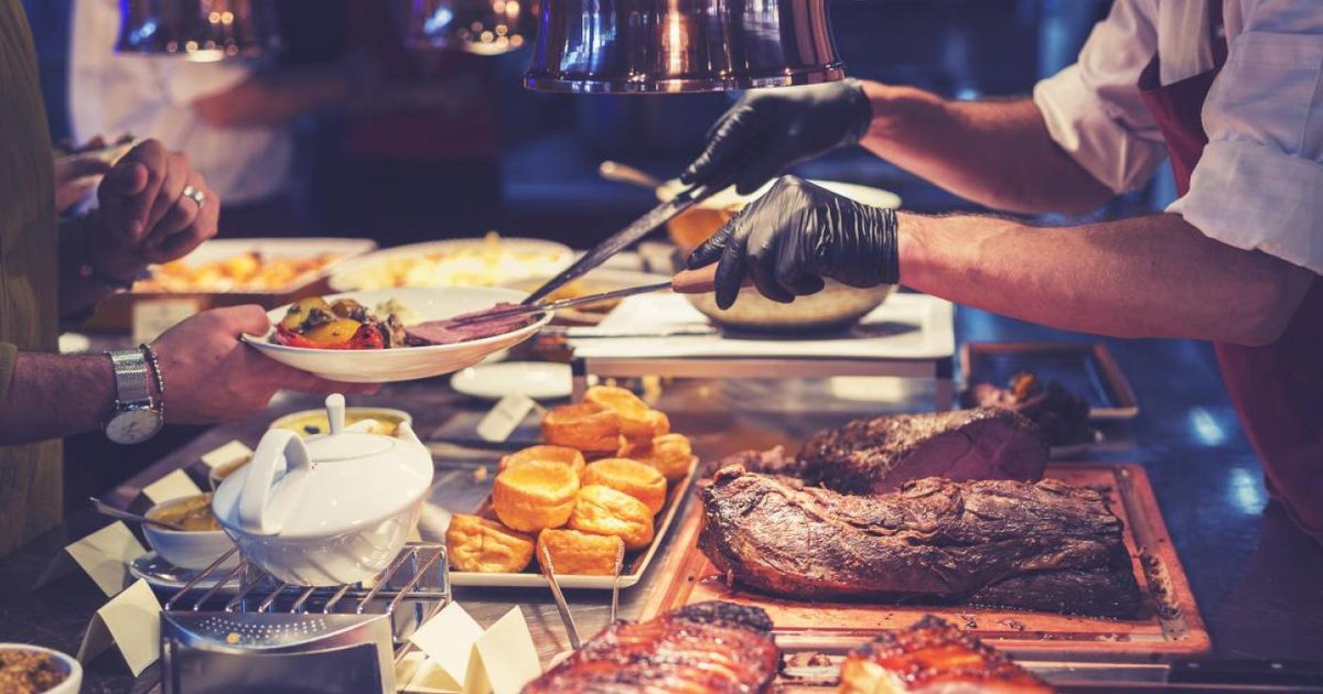 Τις Κυριακές απολαμβάνουμε ξανά το καλύτερο (ίσως) Carvery Buffet της ...
