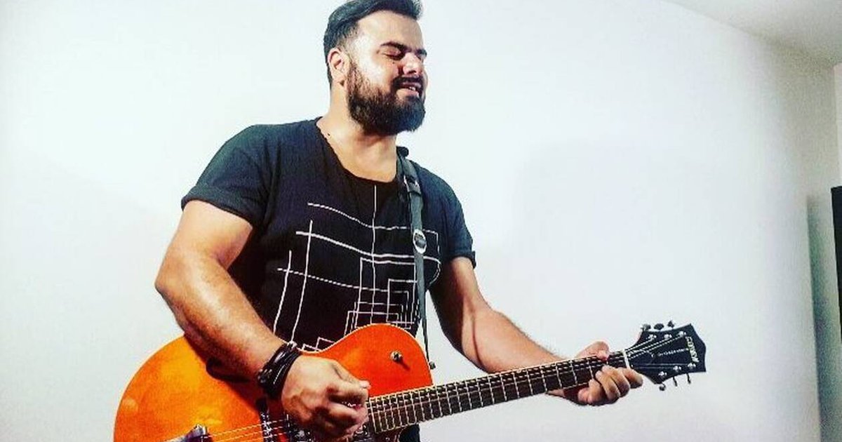 Ο Ηλίας Καμπακάκης στις Notes Live τη Δευτέρα του Πάσχα | Check In Cyprus