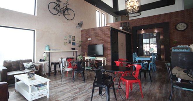 Rustic Cafe | Check In Cyprus