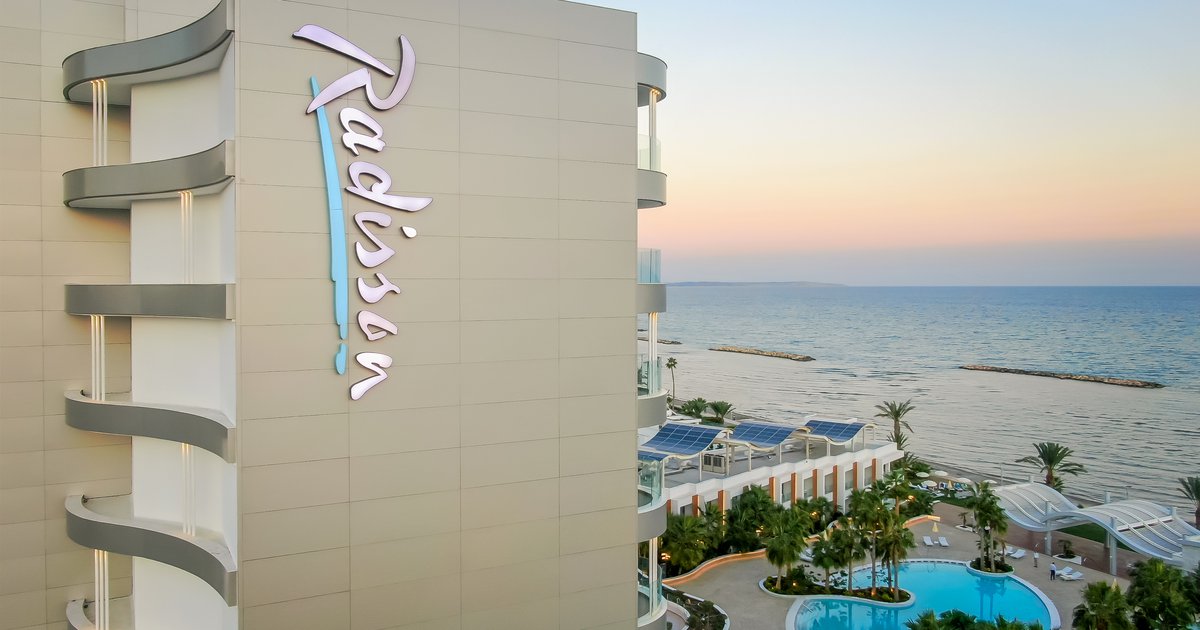 Ο όμιλος Quality Group αποκαλύπτει το Radisson Beach Resort Larnaca ...
