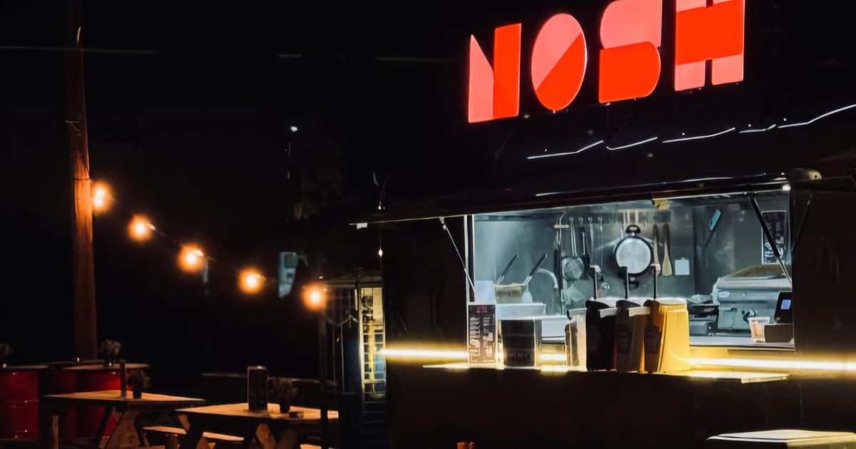 Nosh: Τρεις φίλοι έφτιαξαν ένα υπέροχο food truck και σερβίρουν μπέργκερ τη Λεμεσό | Check In Cyprus
