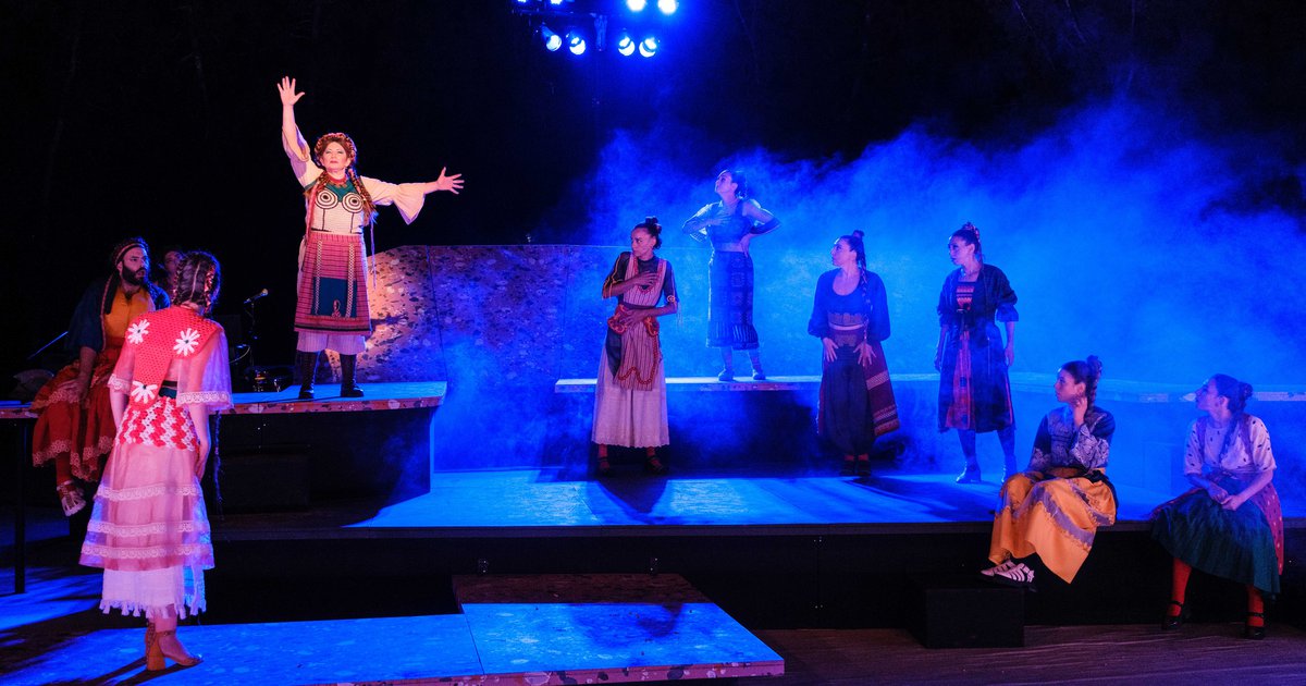 Λυσιστράτη: Τρεις τελευταίες παραστάσεις για τη μεγάλη επιτυχία του ΘΟΚ ...