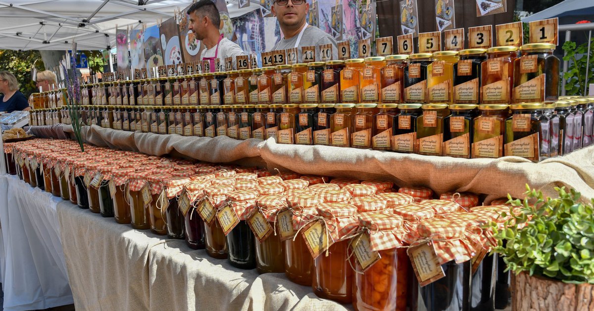 Η λίστα με τα γλυκά του κουταλιού που θα απολαύσουμε φέτος στην ...