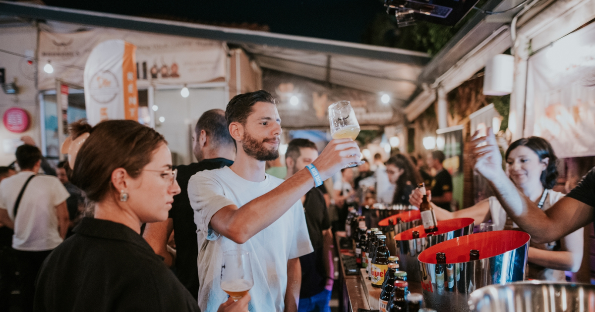 Hoppy October Street Fest: Tο μεγαλύτερο σε ποικιλία φεστιβάλ μπίρας ...