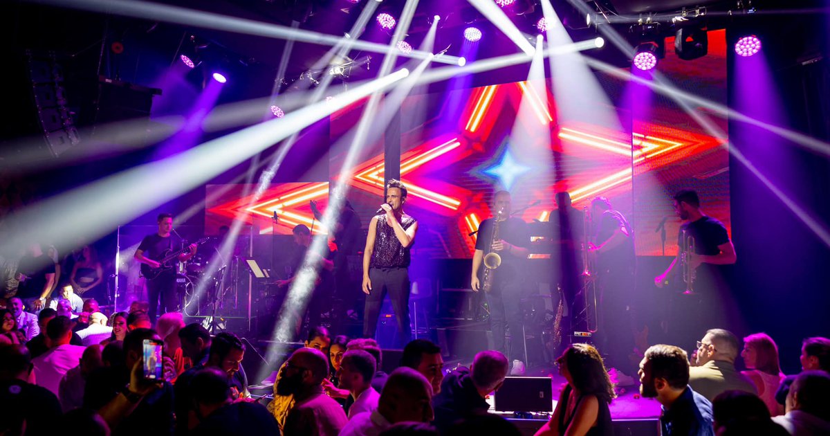 Οι Notes Live ανακοίνωσαν τον επόμενο καλλιτέχνη που θα ανέβει στη ...