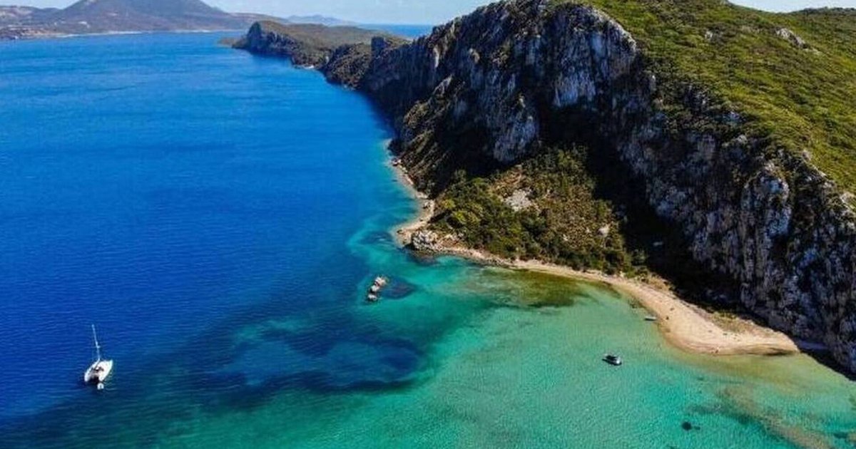 Το άγνωστο ελληνικό νησί με την μακρά ιστορία και τις εξωτικές παραλίες ...