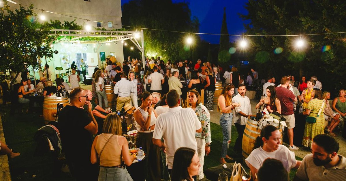 Spring Fest: Μια μεγάλη γιορτή του κρασιού από το Οινοποιείο Ζαμπάρτας ...