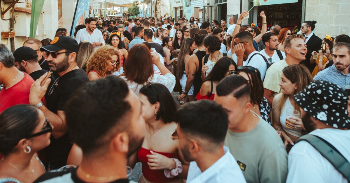 3 street parties για να γιορτάσεις το σαββατοκύριακο όπως του αξίζει ...