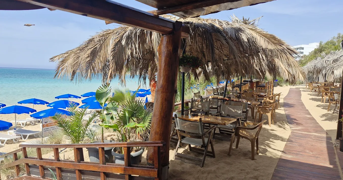 Τα 10 καλύτερα beach bars στην Αγία Νάπα που θα απογειώσουν τις φετινές ...